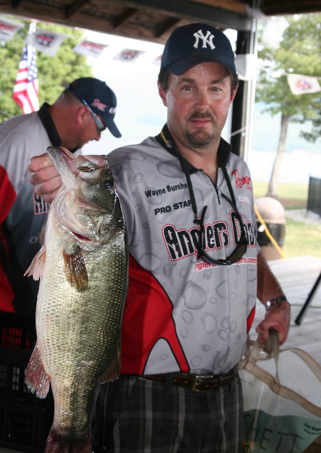 Wayne Burchett 2010 Mr Bass Winner | The Bass Cast