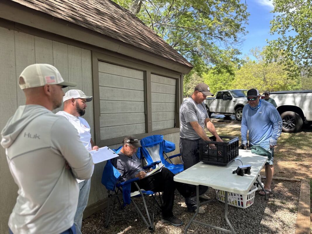 Ryan & Wayne Mace Win CATT SML Championship with 24.78 lbs | The Bass Cast